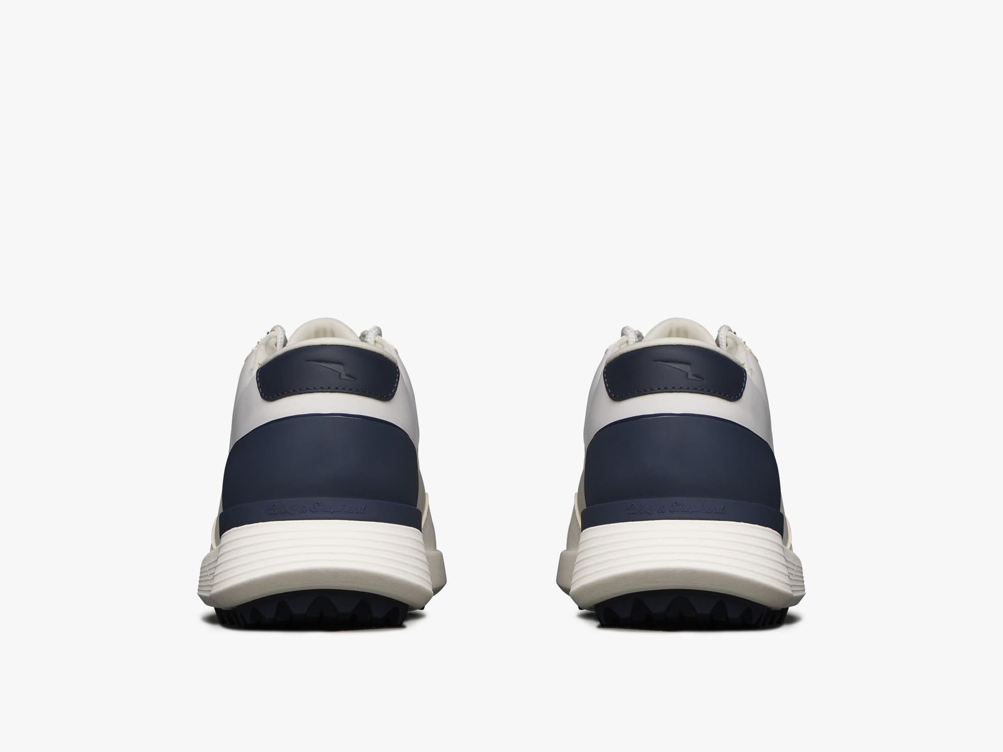 Crossover™ Golf | Game on | WOLF & SHEPHERD – Wolf & Shepherd