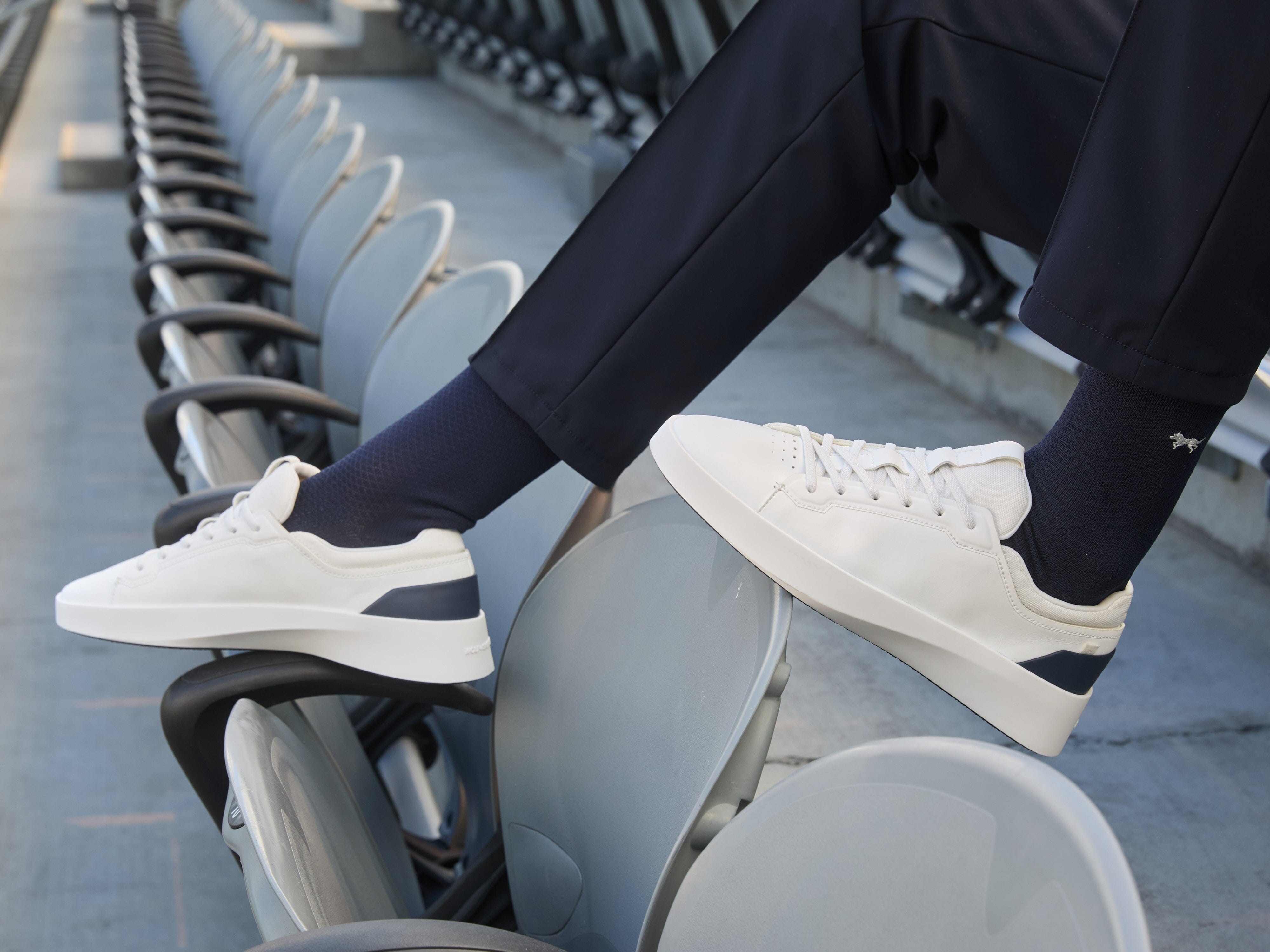 Cruise™ Lo Sport | A Sleeker Sneaker | WOLF & SHEPHERD – Wolf