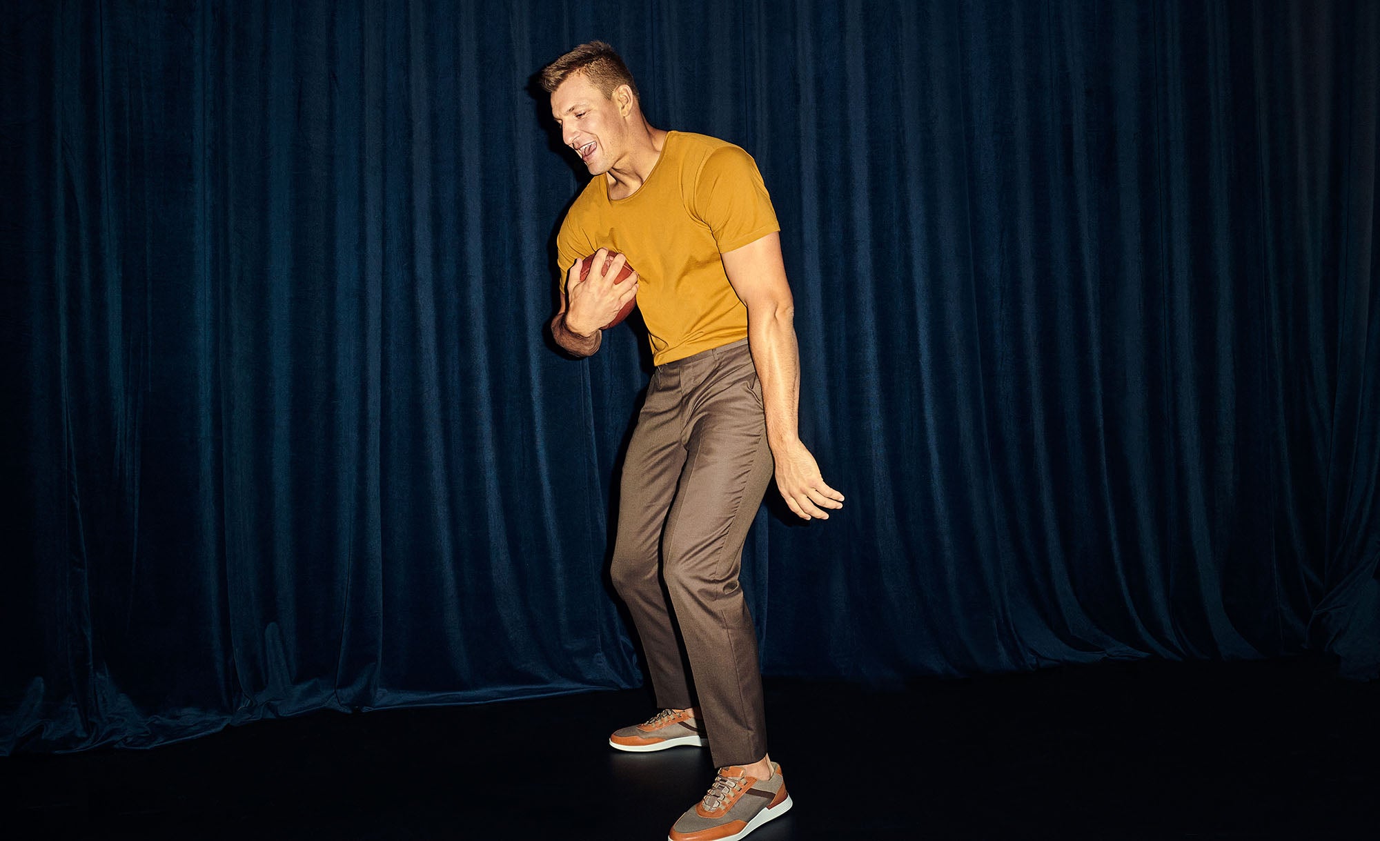 Crossover™ Longwing – Wolf & Shepherd